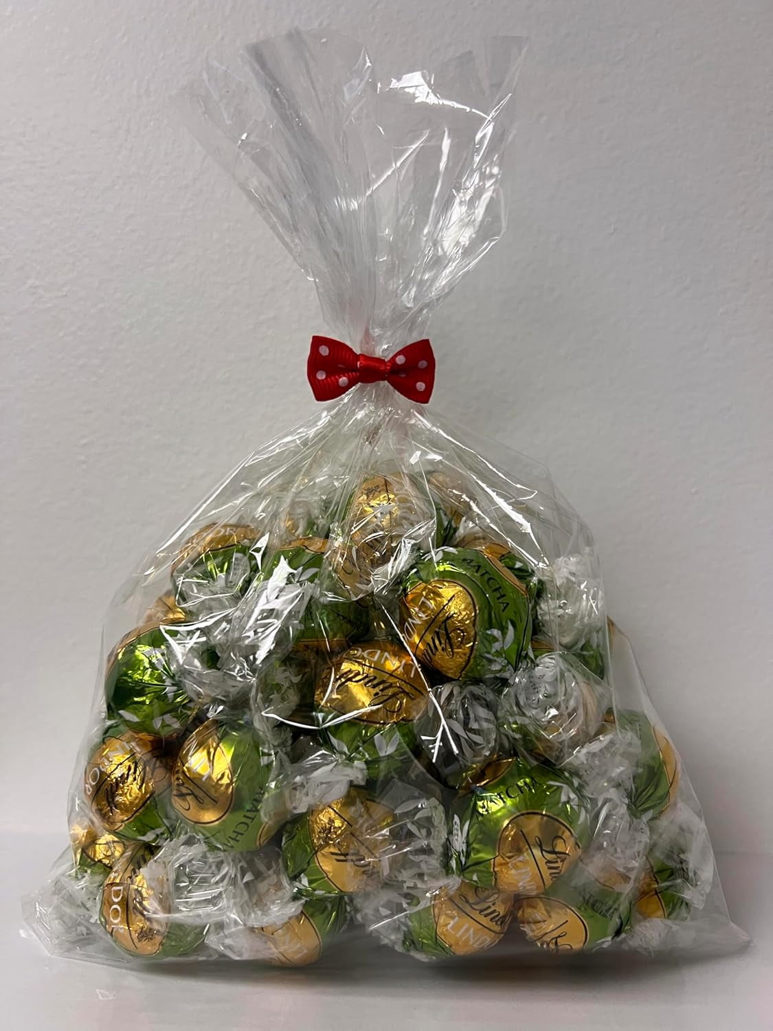 Lindt Lindor Matcha White Chocolate Candy Truffles with Colored Bowtie ...