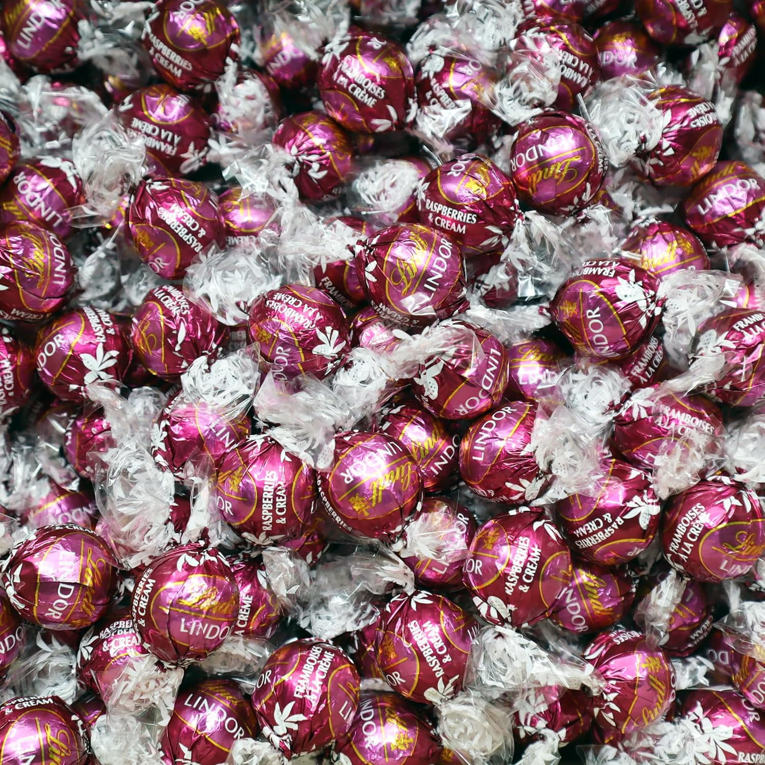 Lindt Lindor Raspberry and Cream Milk Chocolate Candy Truffles with ...