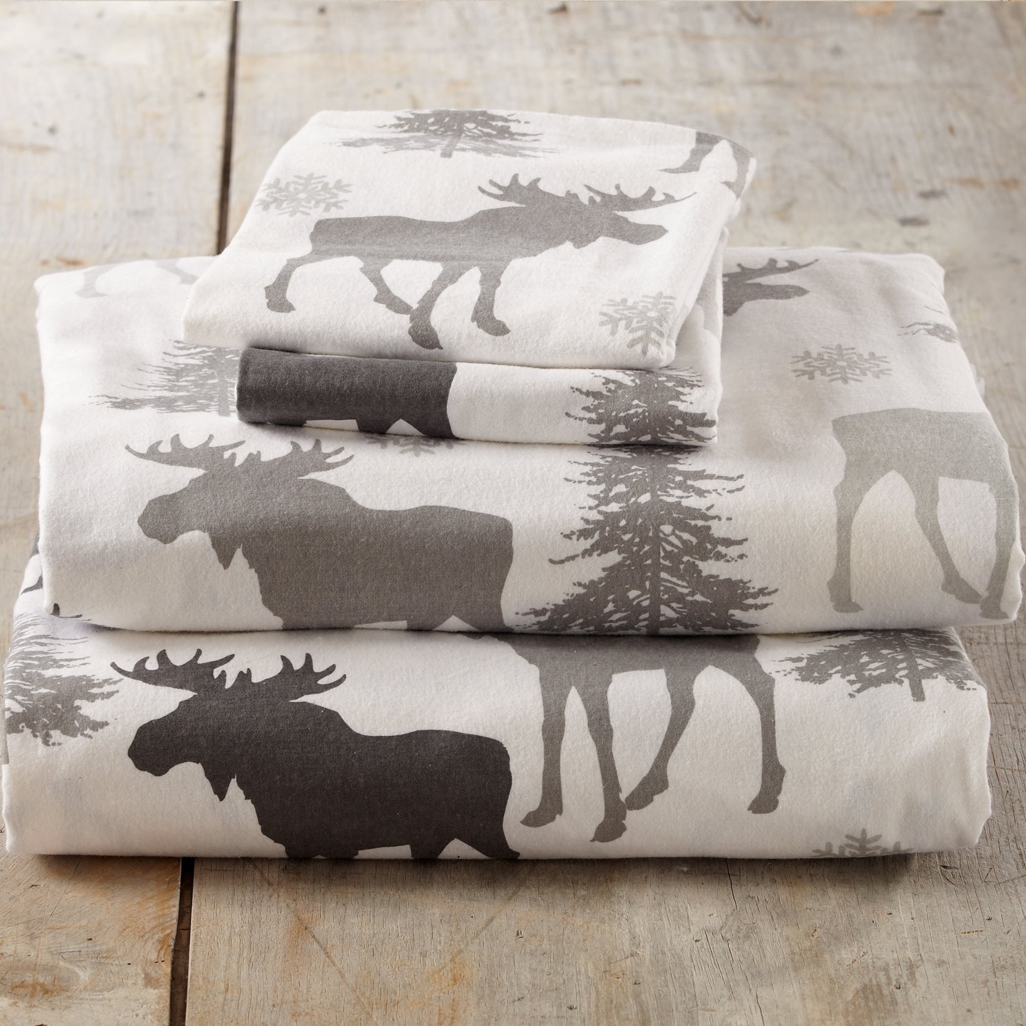 Linery & Co. Turkish Cotton Double-Brushed Christmas Flannel Bed Sheet ...