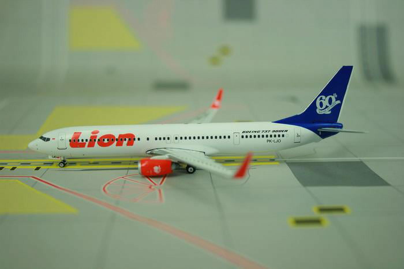 Lion Air B737-900ER PK-LJO "60TH" (Blue Tail) (1:400) - Walmart.com