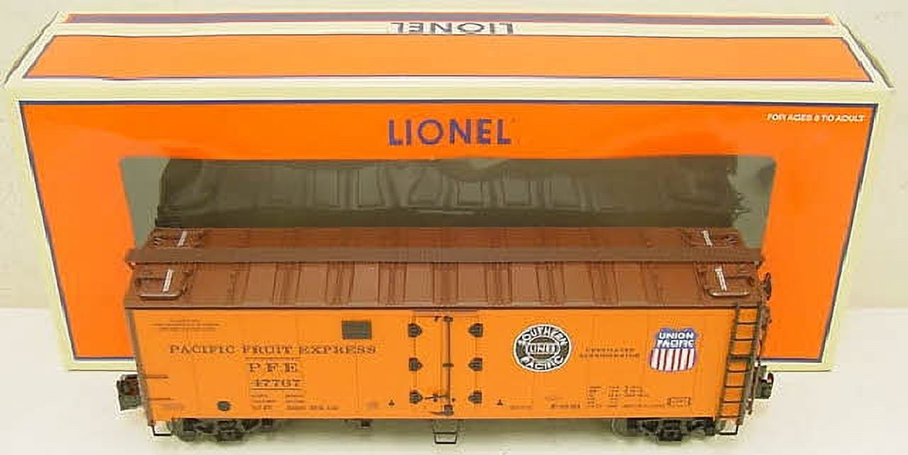 Lionel 6-17397 PFE Orange/Tuscan Reefer Car #47767 - Walmart.com
