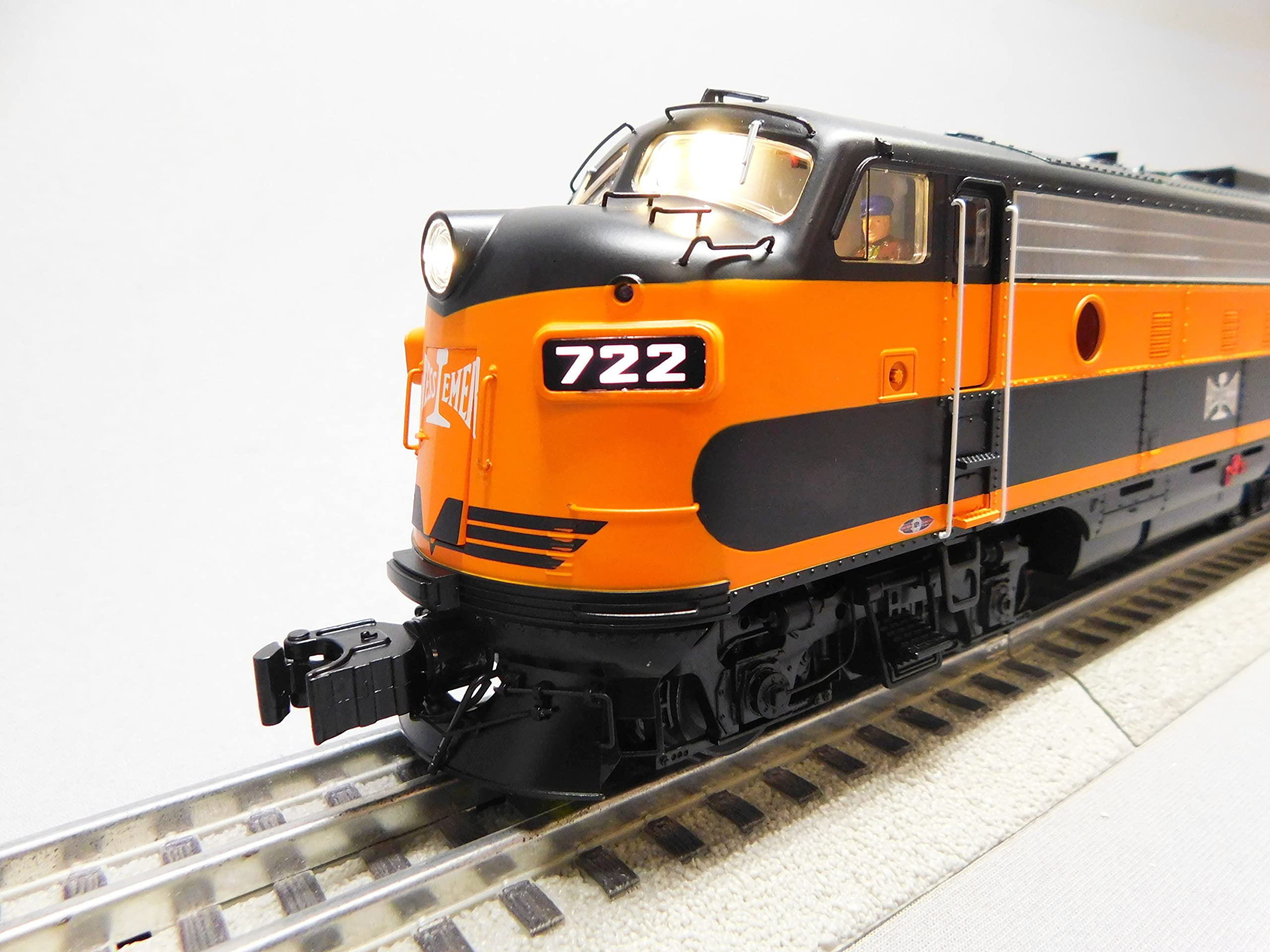 Lionel Bessemer & Lake Erie F7 AB Diesel Locomotive Engine Set O Gauge ...