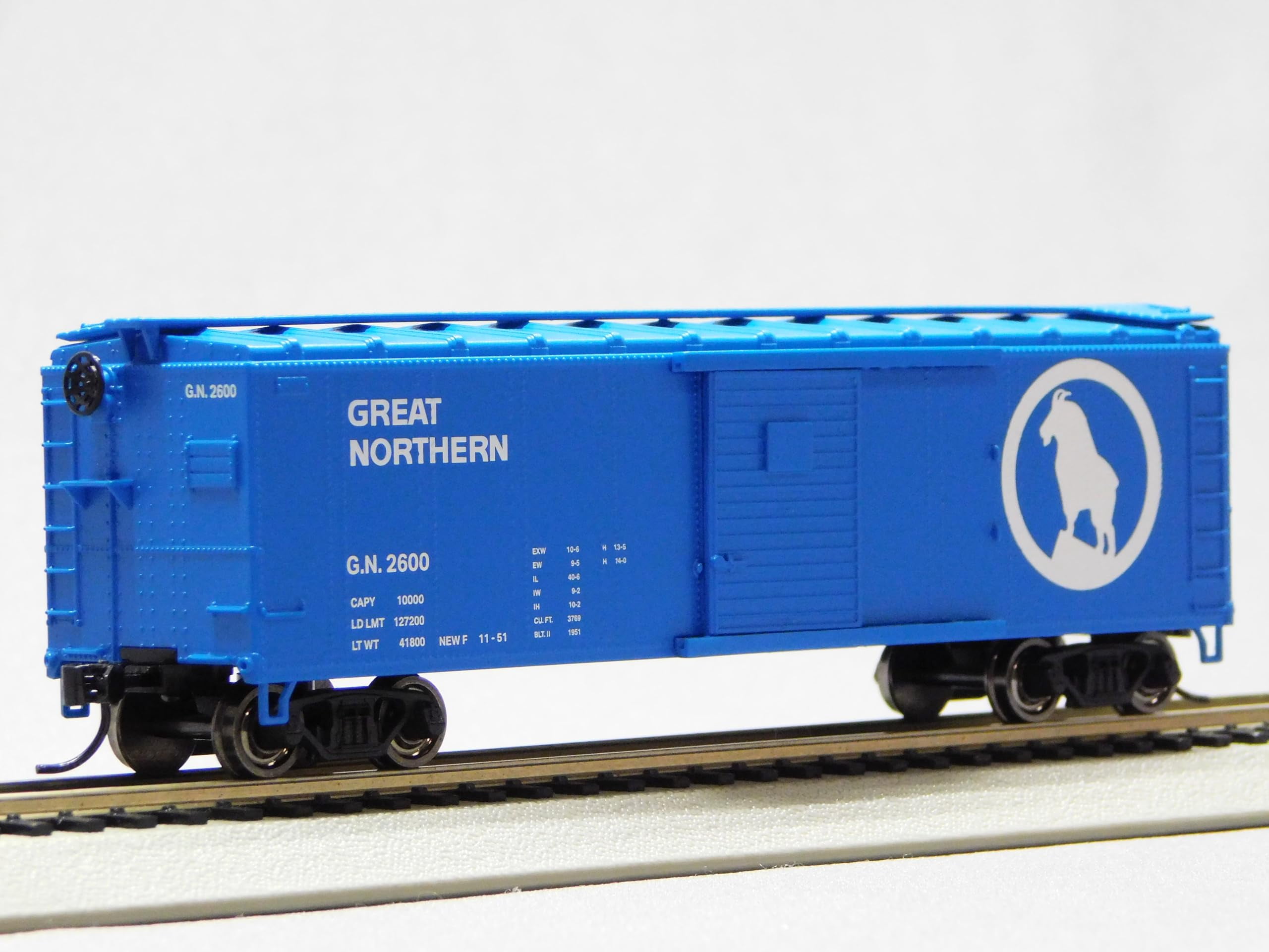 Lionel HO Scale Great Northern BOXCAR #2600 GN 2454030 - Walmart.com