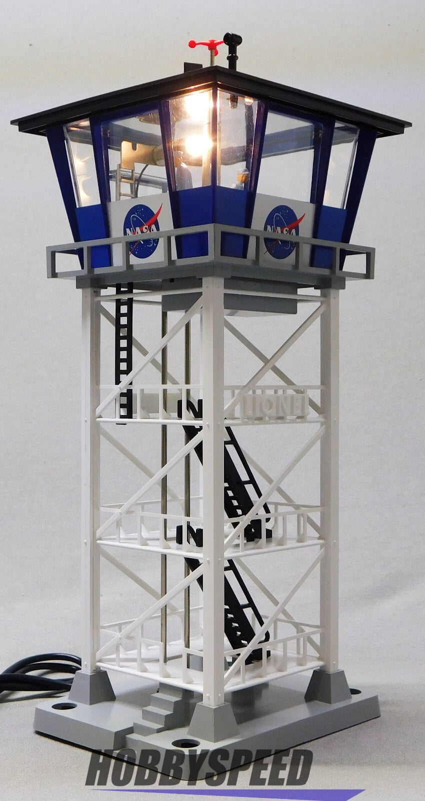 Lionel Mission Control Plug-Expand-Play Tower O Gauge Model Train ...