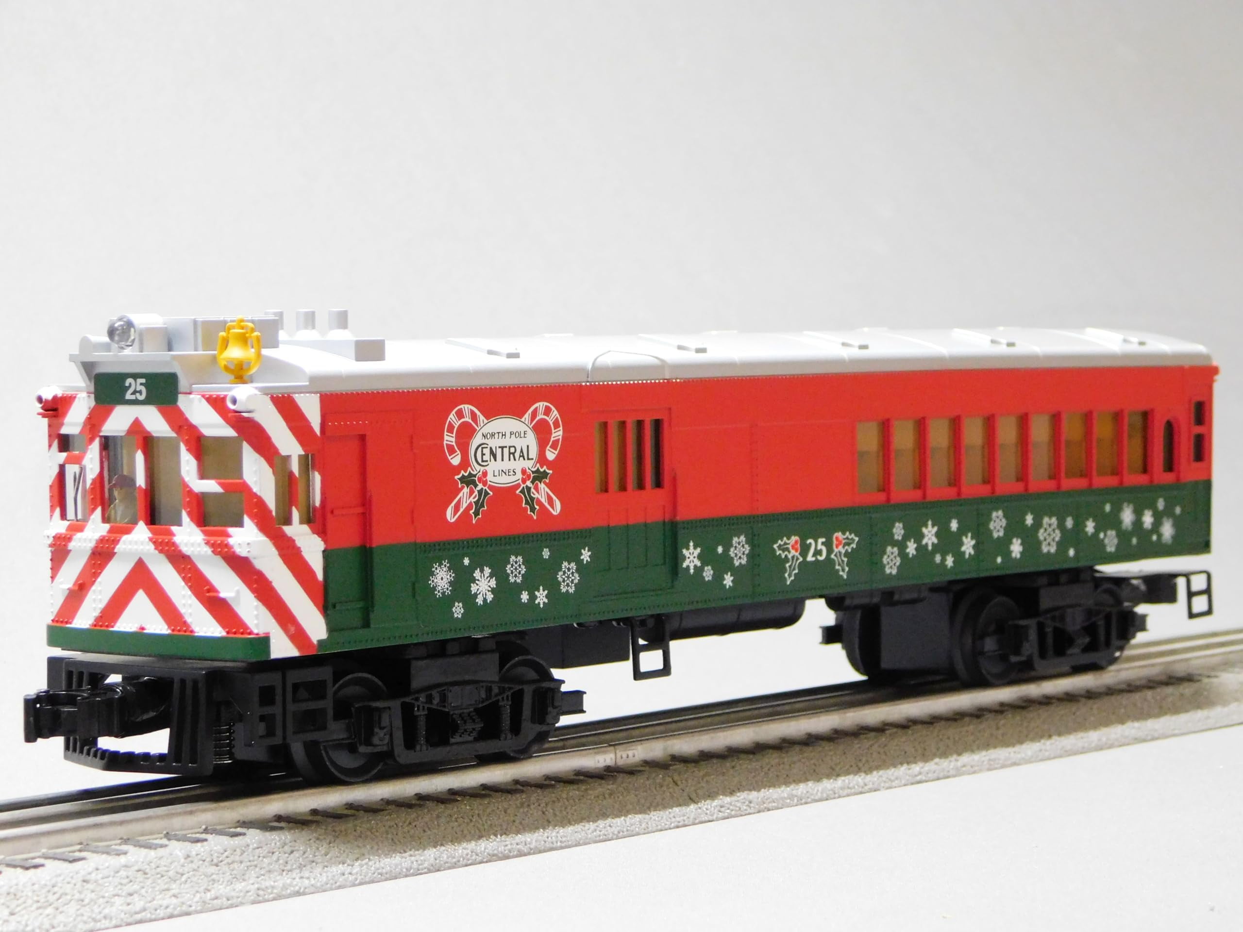 Lionel North Pole Central LIONCHIEF Plus 2.0 DOODLEBUG O Gauge 2235090 ...