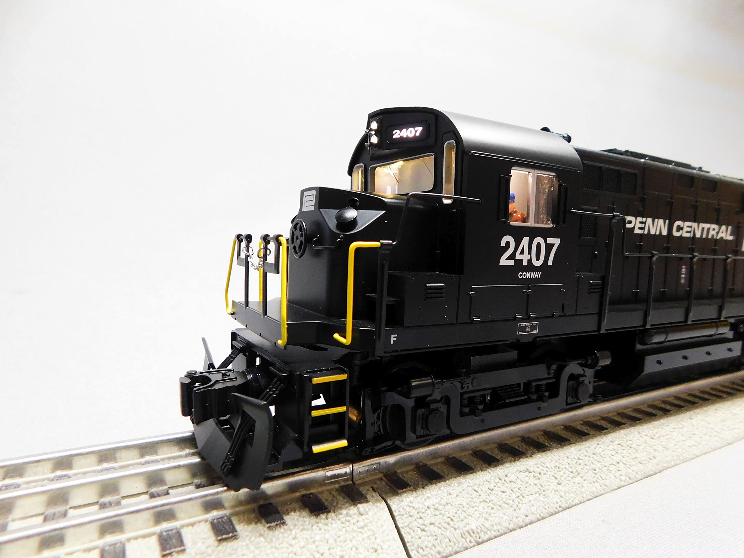 Lionel Penn Central Legacy RS-27 Diesel Locomotive Engine #2407 O Gauge ...