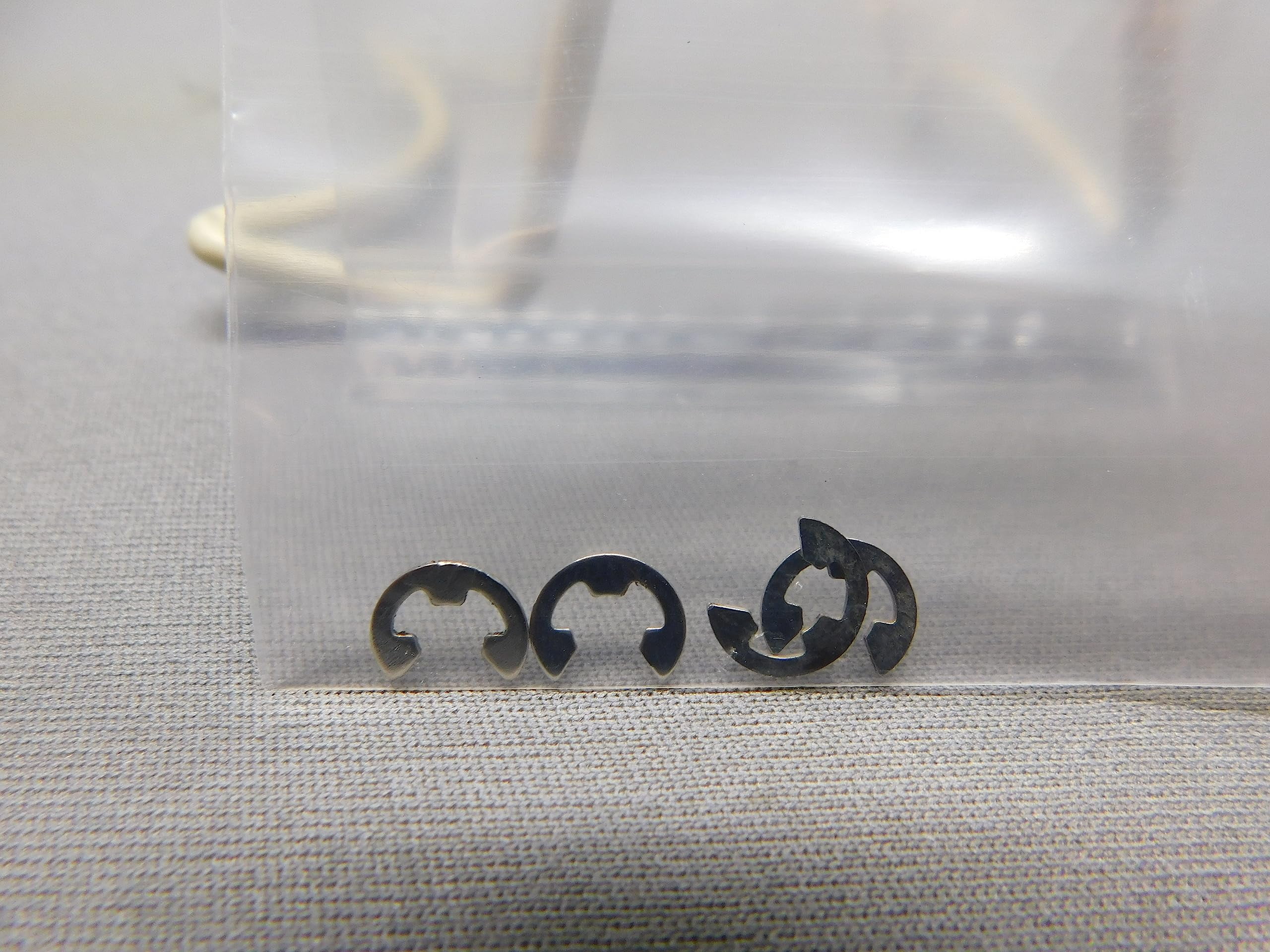 Lionel Replacement Part - Pack of 4X C Clips - Walmart.com