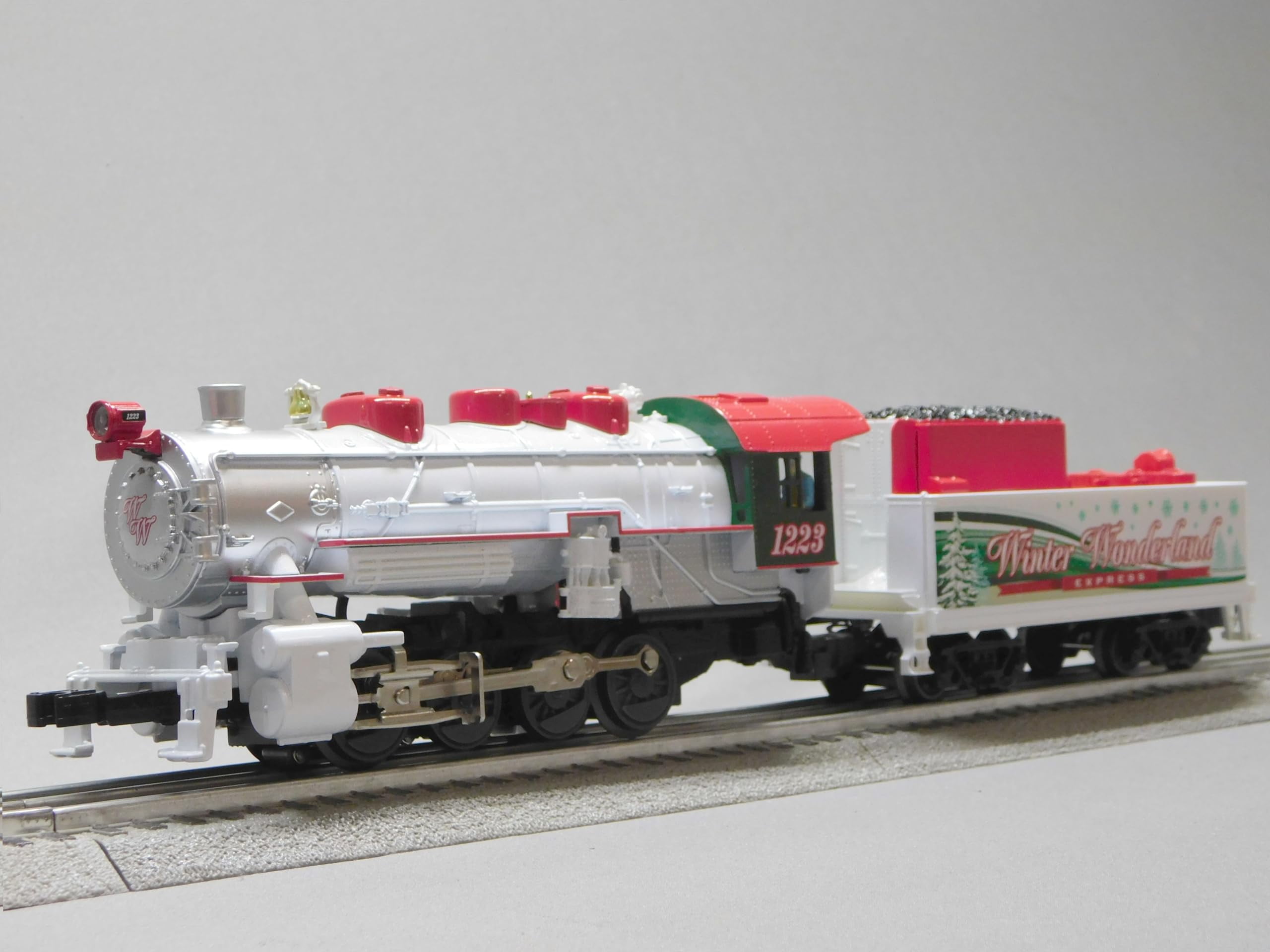 Lionel Winter Wonderland LIONCHIEF STEAM Locomotive Engine O Gauge ...