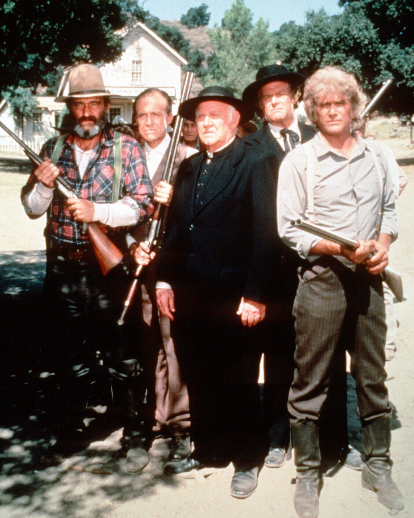 Little House On The Prairie Featuring Richard Bull, Victor French ...