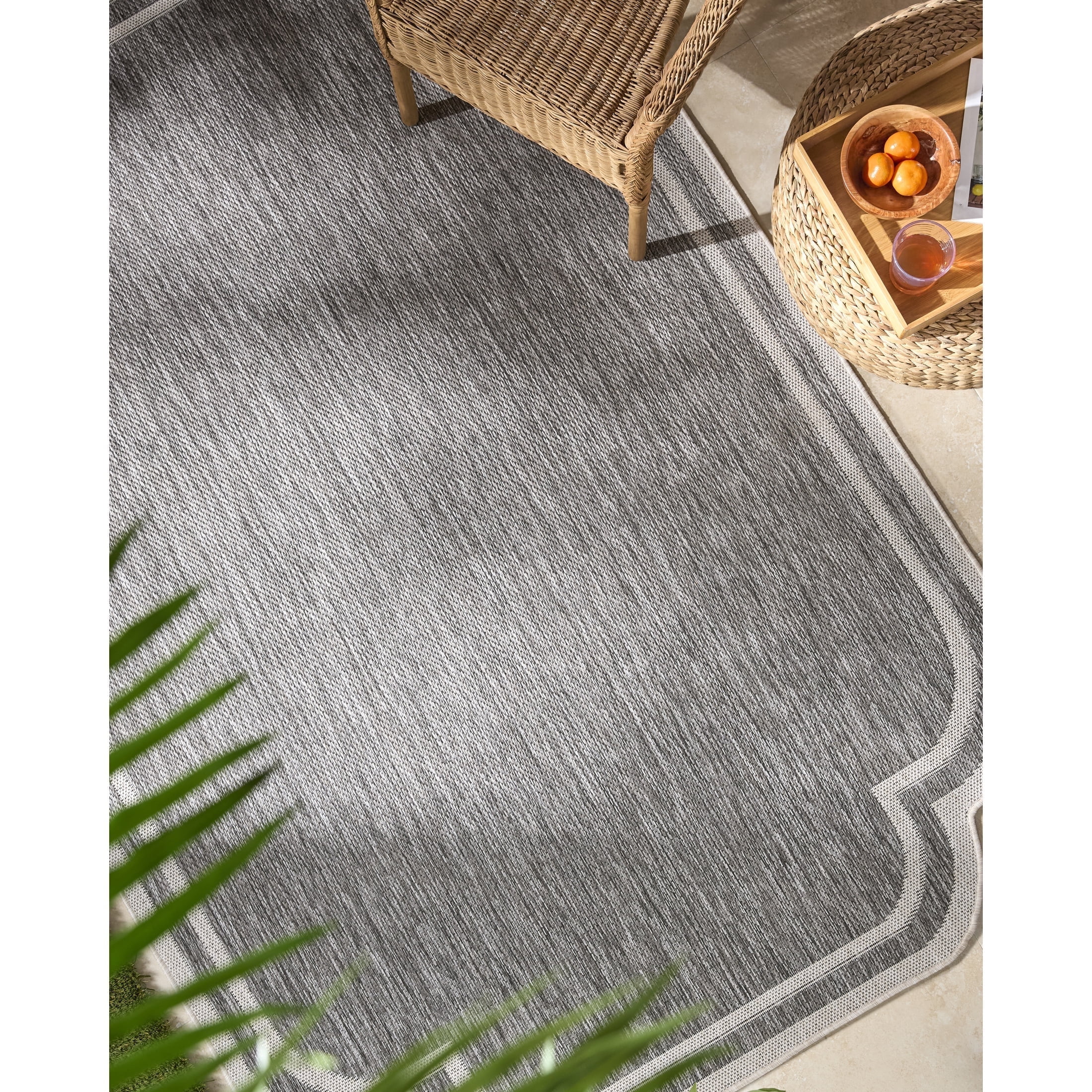 Livabliss Outdoor Rugs, 2x4 Miami Beach Traditional Charcoal Area Rug ...