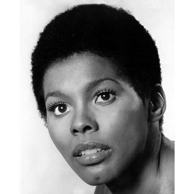 Live and Let Die 1973 24x30 inch poster Gloria Hendry as Rosie Carver ...