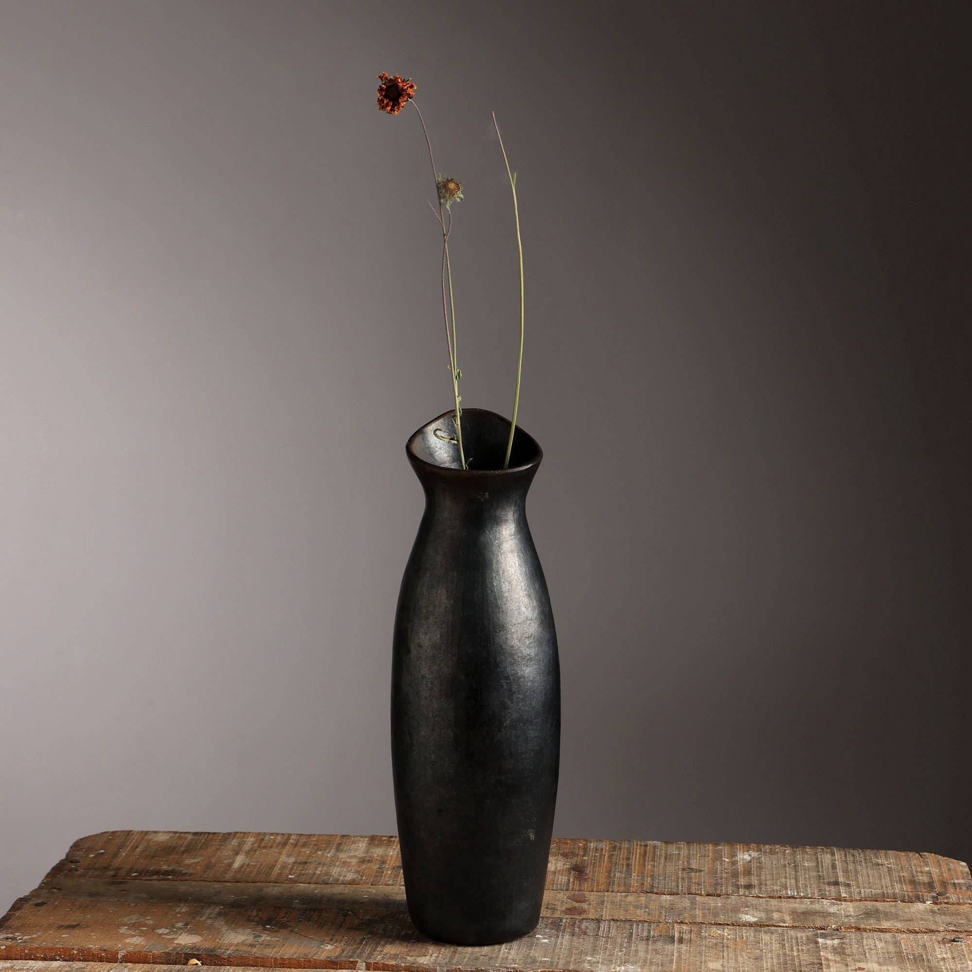 LiviNest Longpi Pottery Black Vase: Traditional Handmade Clay Art Piece ...