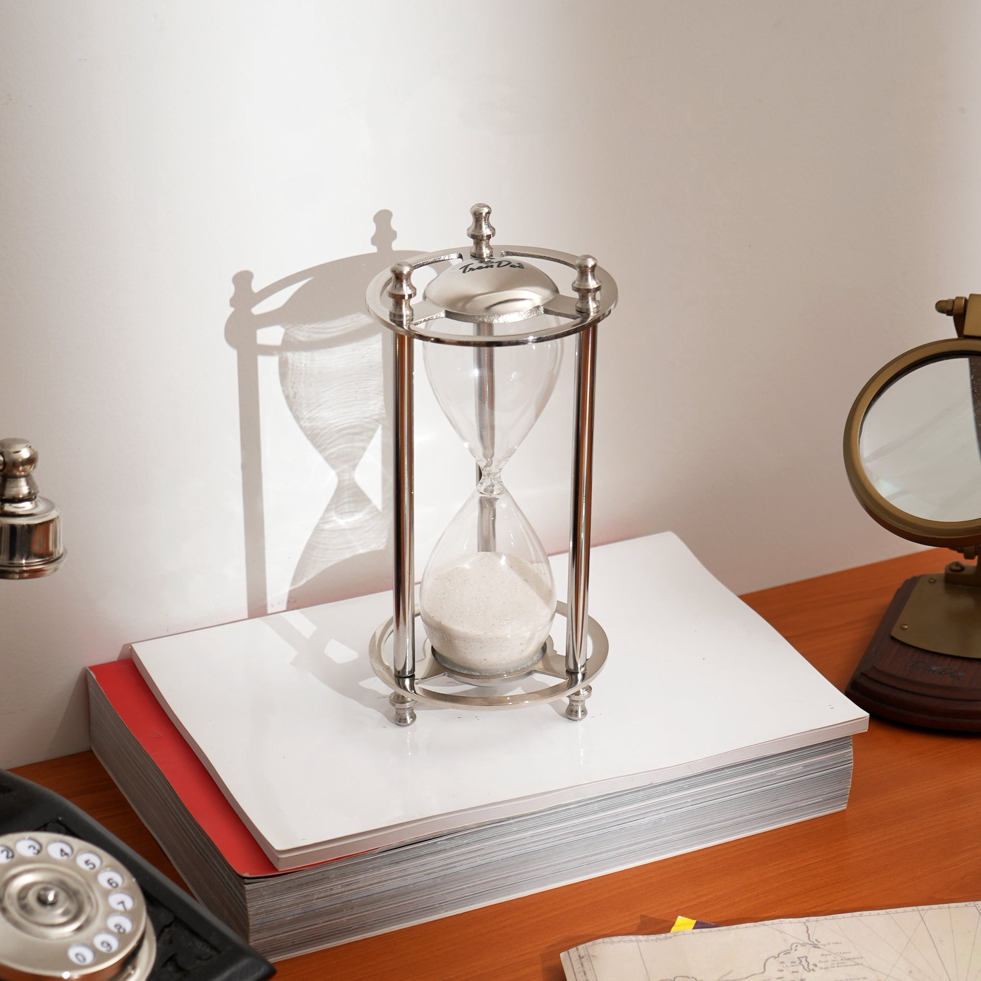 LiviNest Sand Timer Hourglass Meditation Decor: Gold Aluminum Frame ...