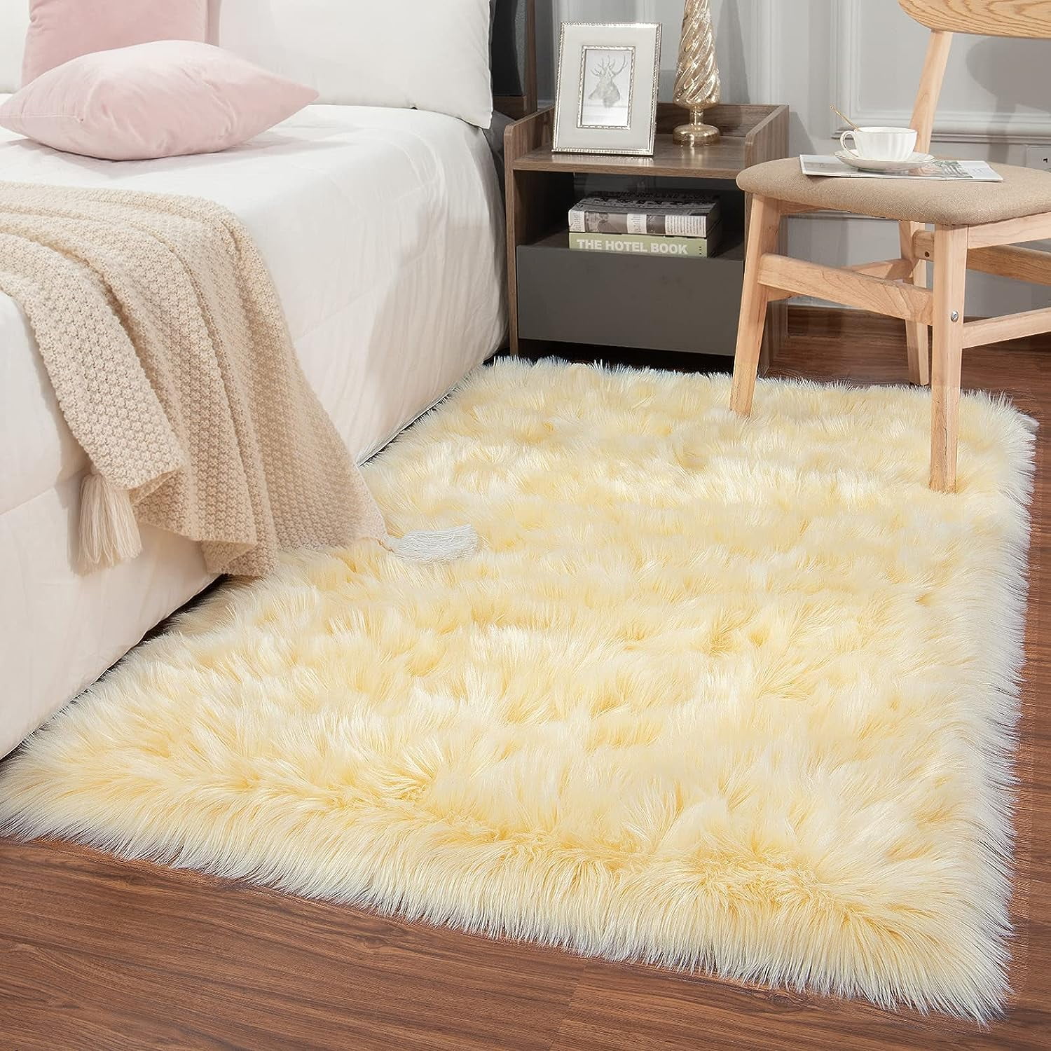 Lochas Soft Fluffy Rugs Faux Sheepskin Area Rug for Bedroom Living Room ...