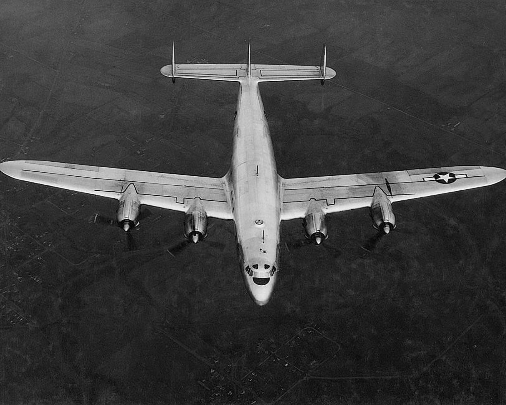 Lockheed C-69 Constellation Aircraft in Flight WWII - 20x30 Inch ...