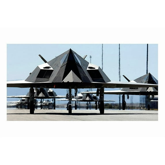 Lockheed F-117 Nighthawk Stealth Fighter Style - A - 24x36 Inch ...