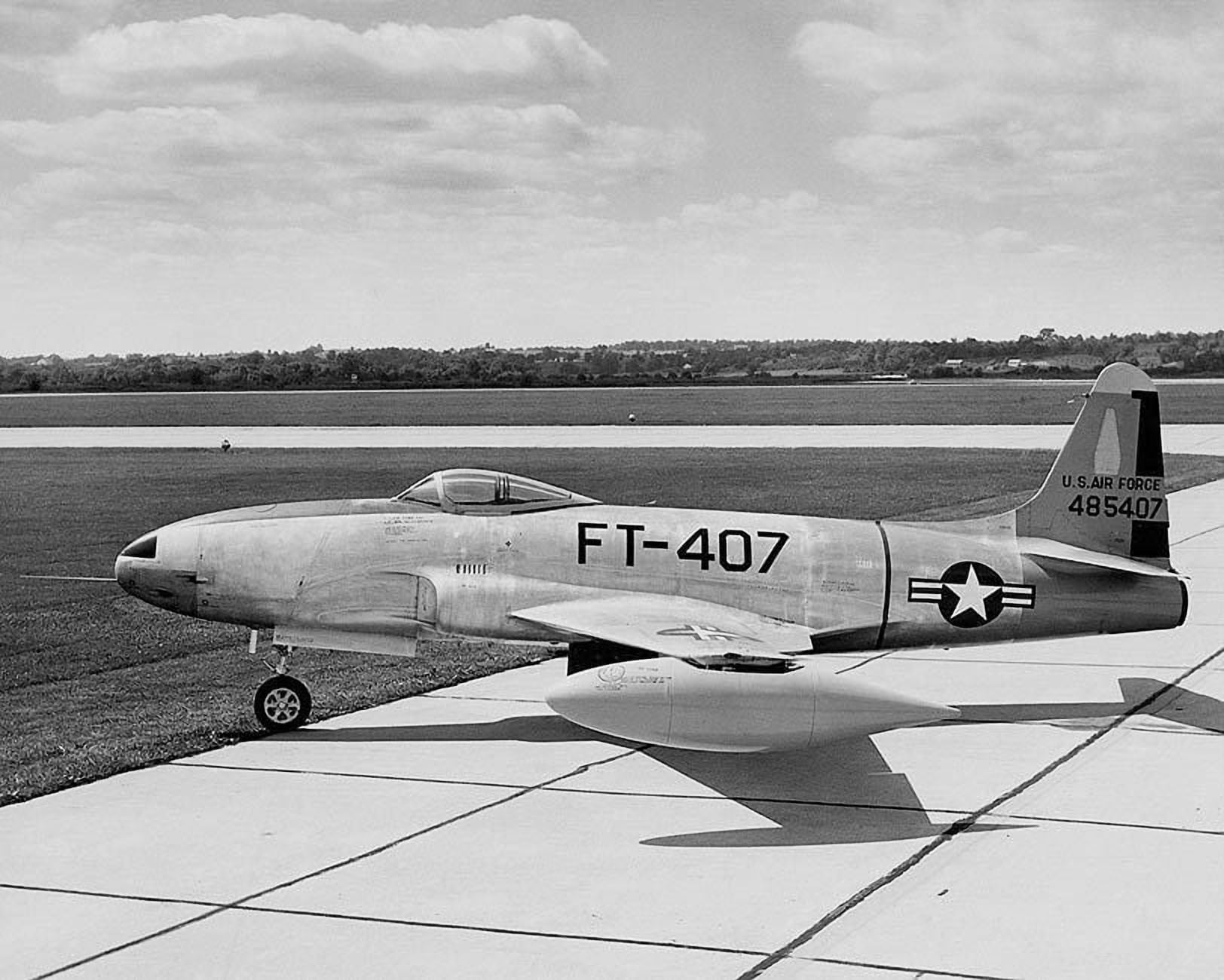 Lockheed F-80 Shooting Star Aircraft Style -2 - 24x36 Inch Glossy ...