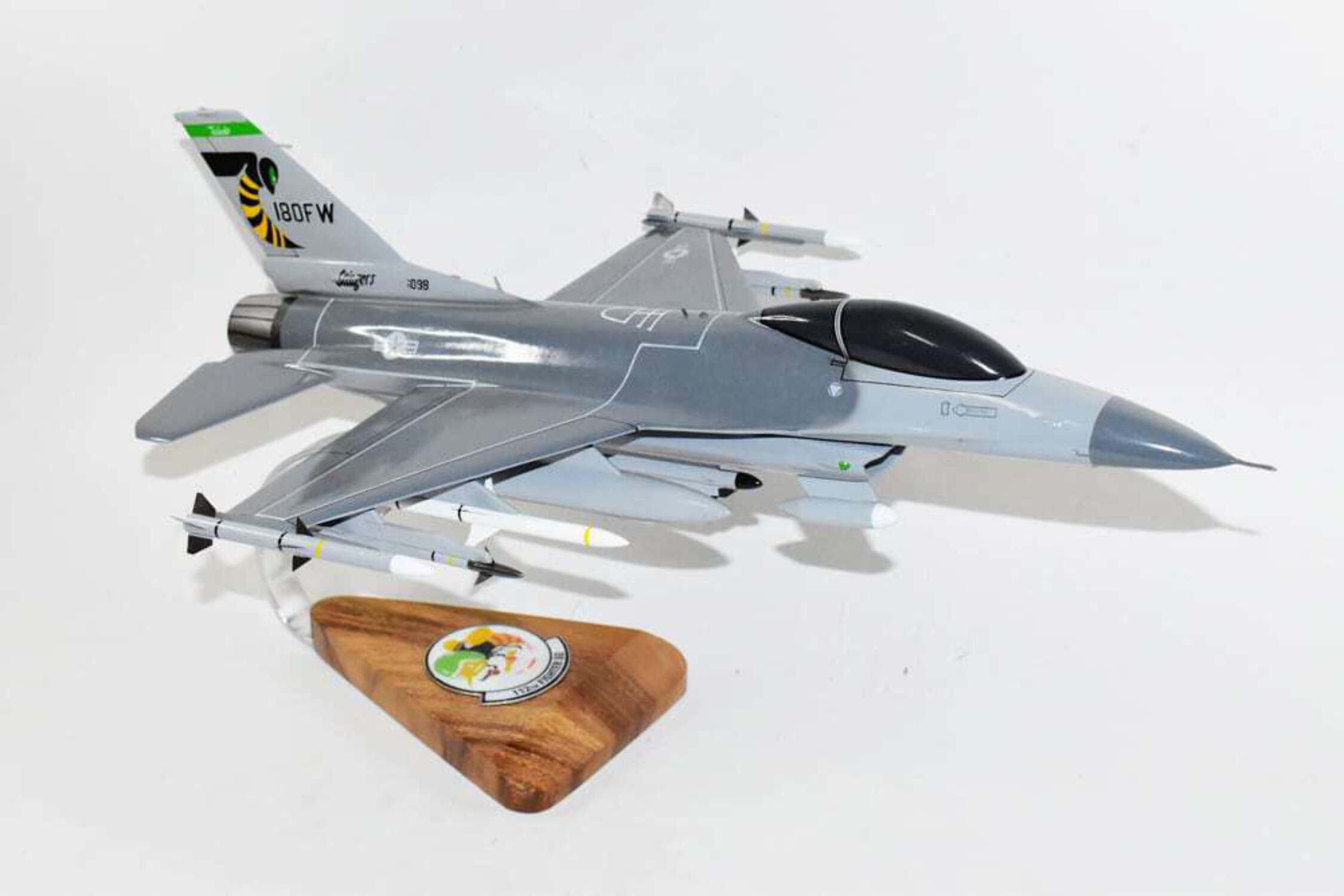 Lockheed Martin® F-16 Fighting Falcon®, 112th Fighter Squadron Stingers ...