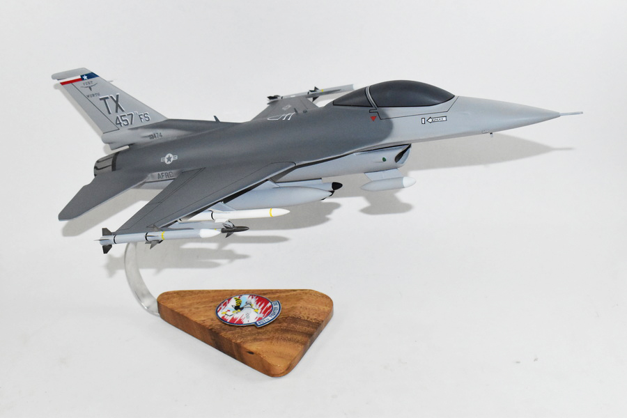 Lockheed Martin® F-16 Fighting Falcon®, 457th FS Spads, 1/33 (18 ...