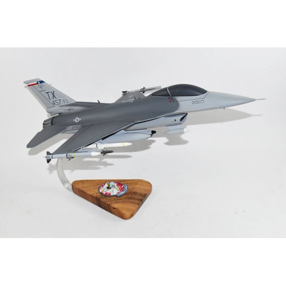 Lockheed Martin® F-16 Fighting Falcon®, 457th FS Spads, 1/33 (18 ...