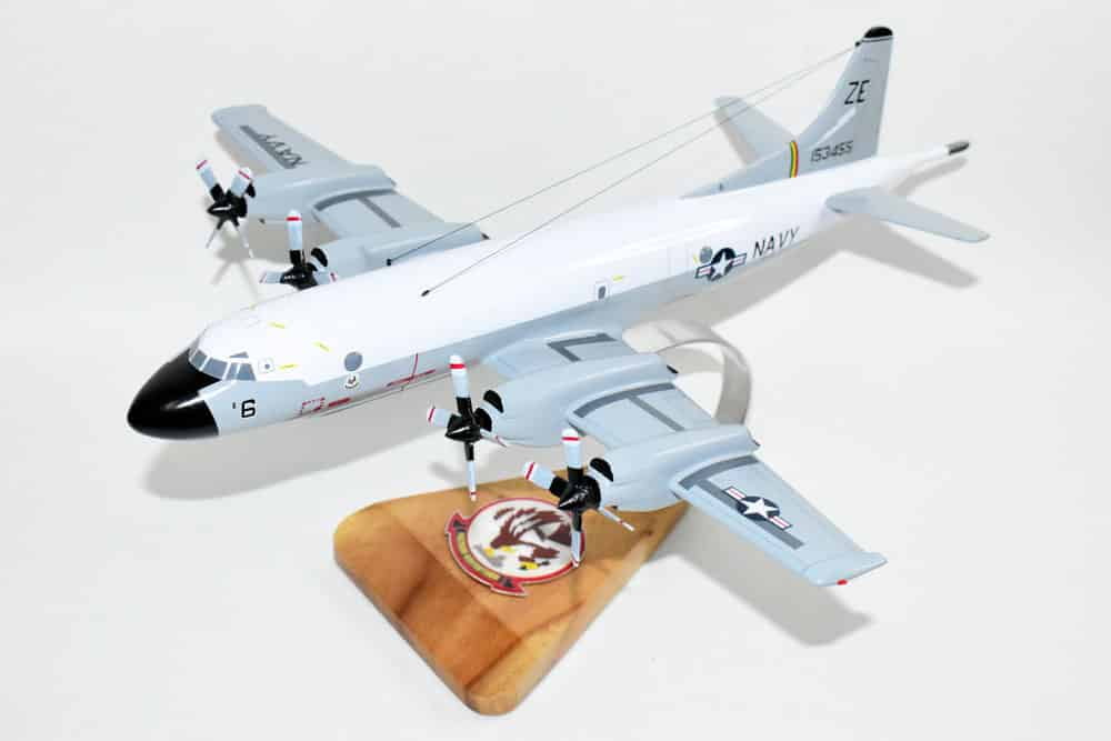 Lockheed Martin® P-3B Orion, VP-17 White Lightnings (153455), 18 ...