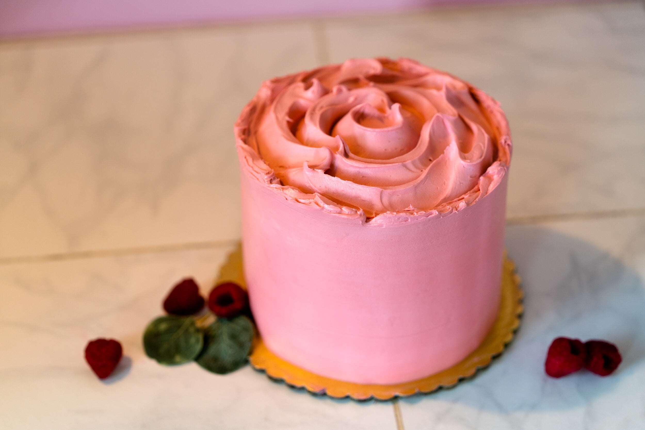 Loft22 Cakes Raspberry Chambord Cake - Walmart.com