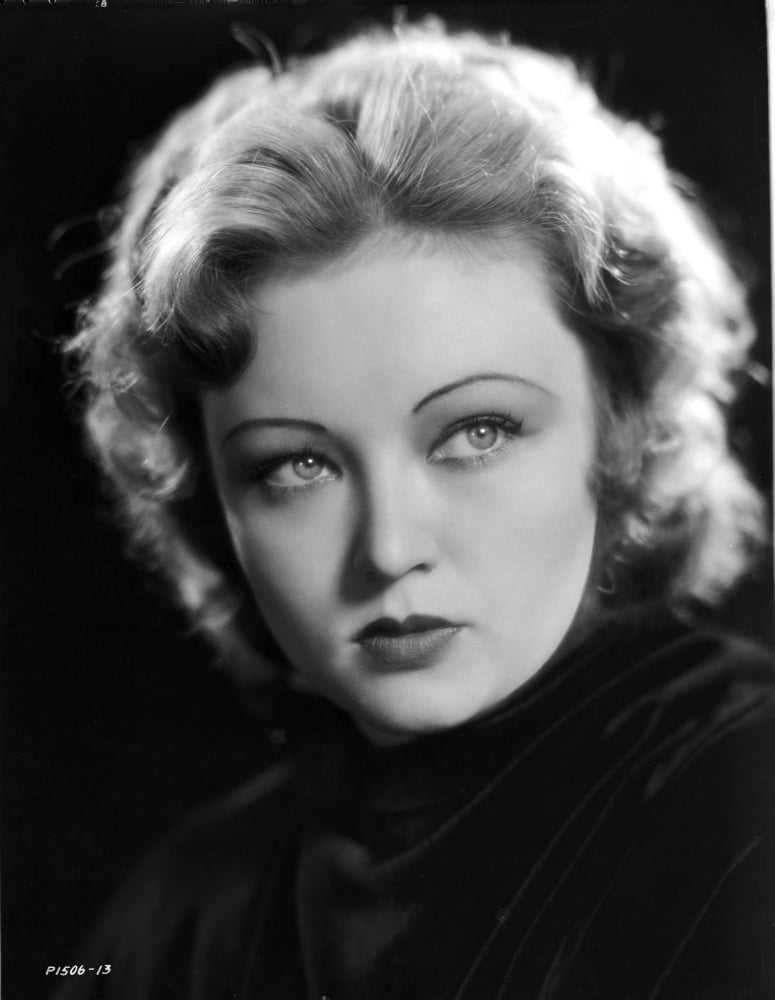Lona Andre Portrait in Classic Photo Print (24 x 30) - Walmart.com
