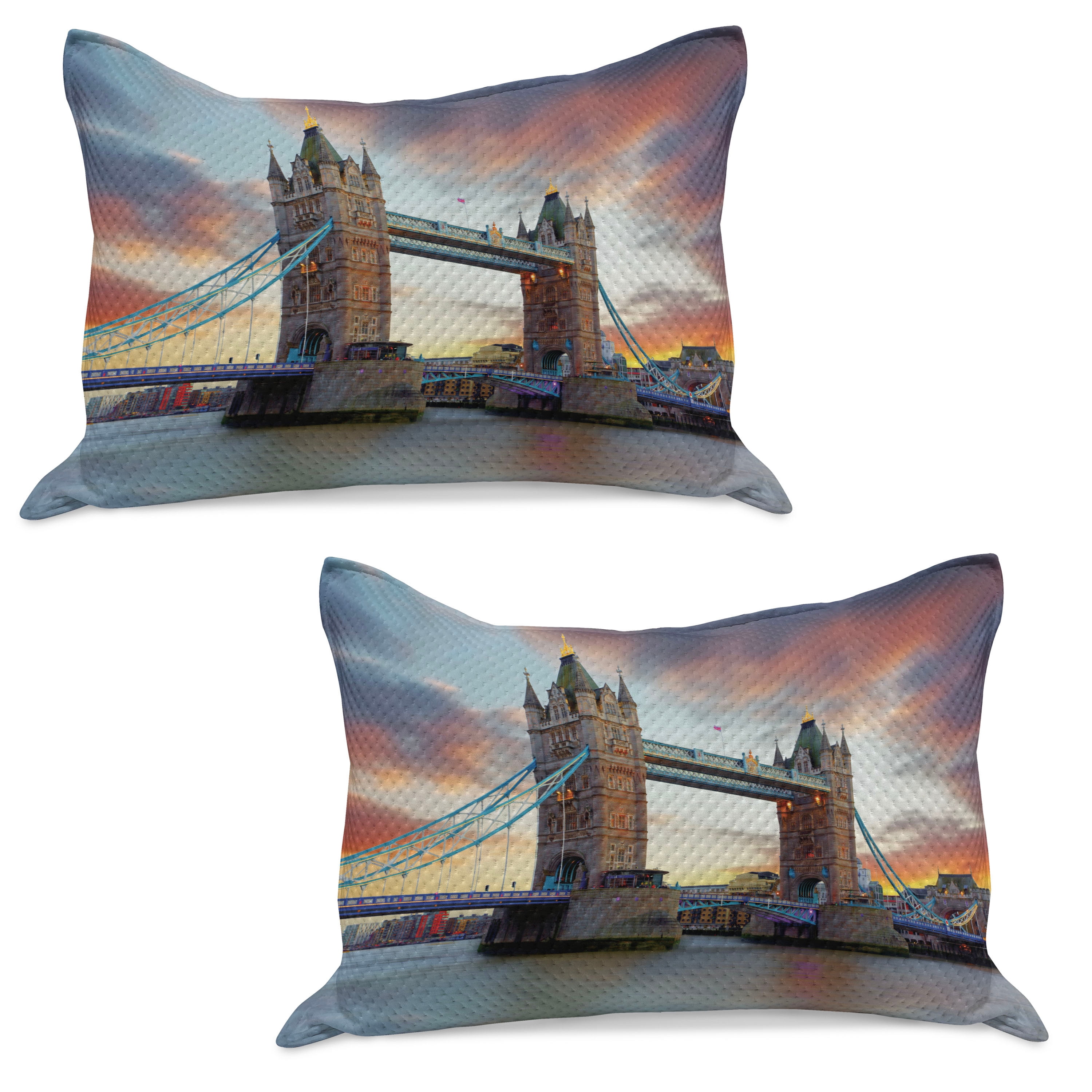 London Knitted Quilt Pillowcover Set of 2, Historic Old Tower Bridge ...