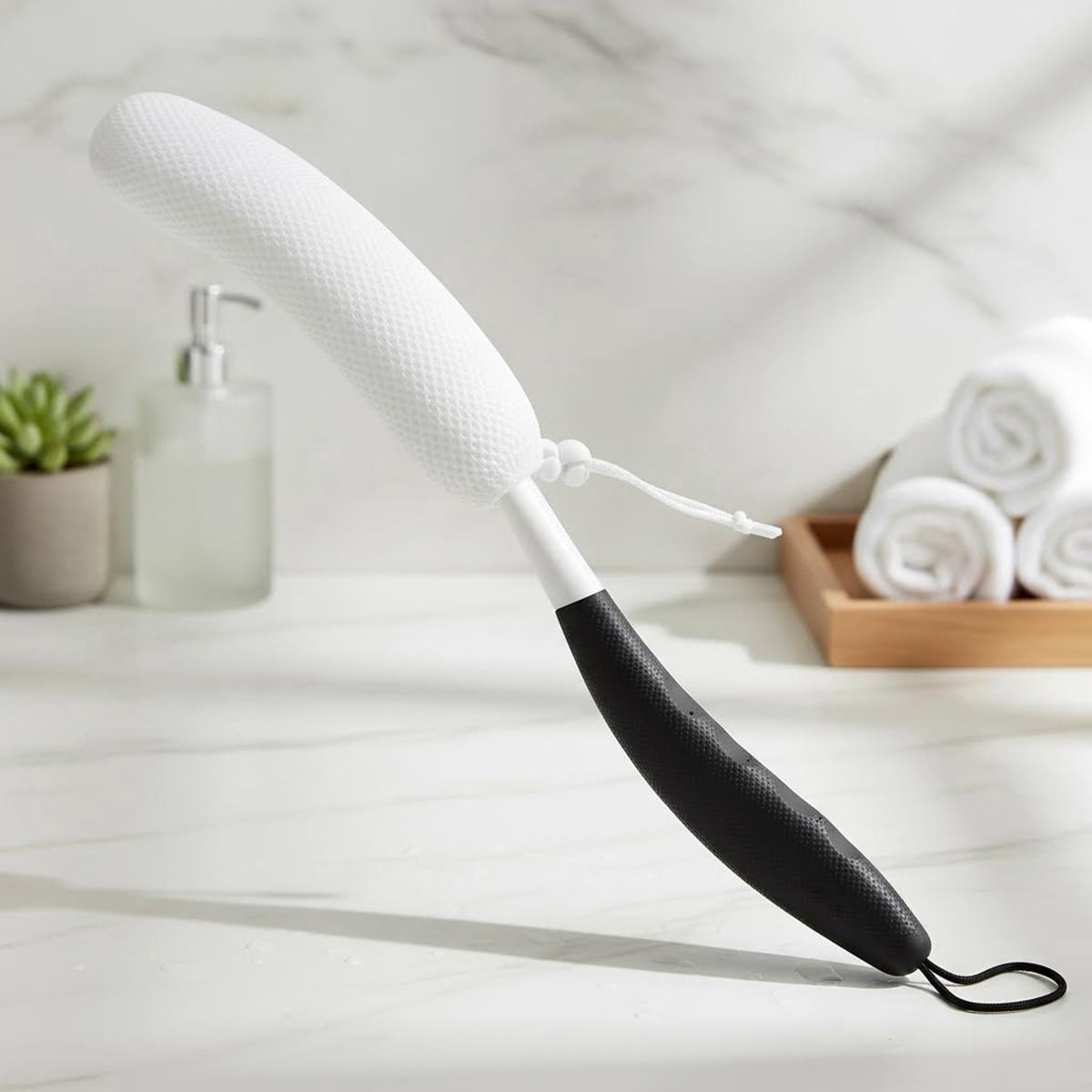 Long Handled Shower Brush, Non-Slip Back Body Brush Gentle Exfoliating ...