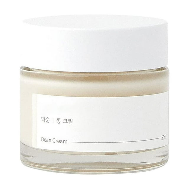 Look Over Here. Niviya Soybean Facial Cream Hydrates and Moisturizes ...