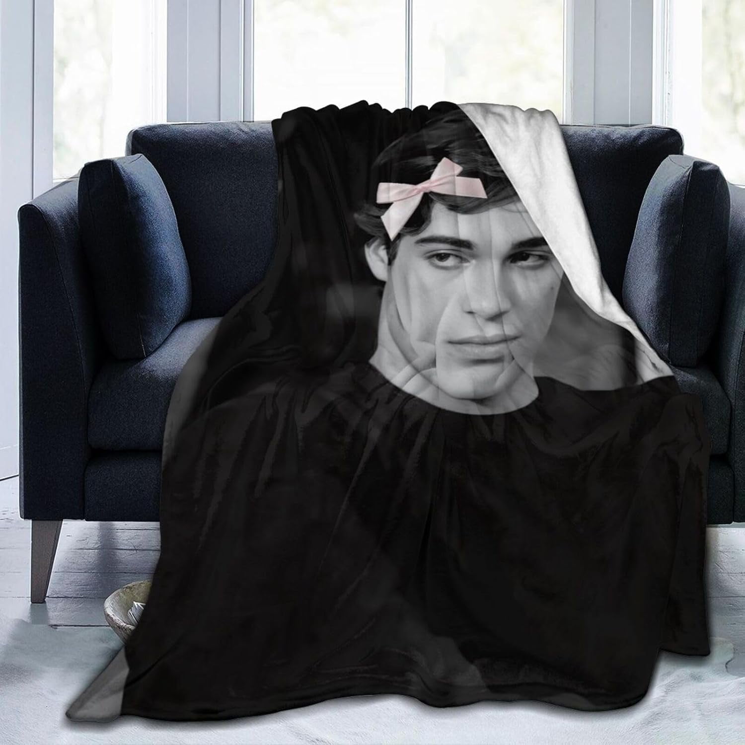 Lorenzo Zurzolo Fleece Blanket for Couch - Throw Blanket Lightweight ...