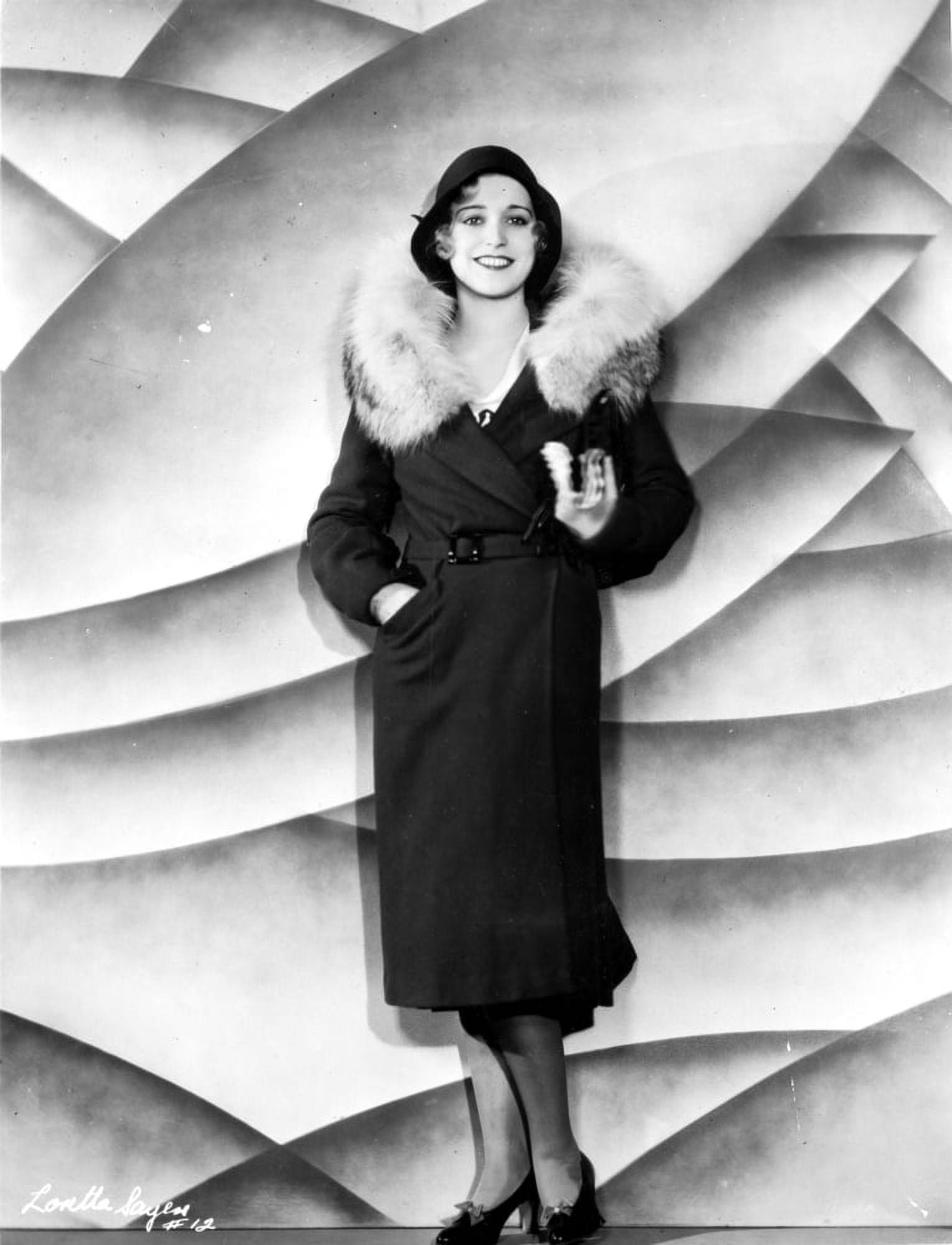 Loretta Sayers Posed in Classic Photo Print (8 x 10) - Walmart.com