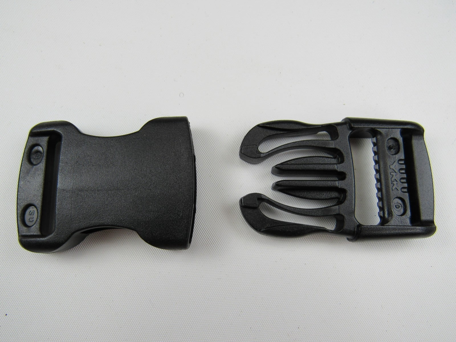 Lot of 80 - 1 Inch BLACK YKK heavy duty side release plastic buckles ...