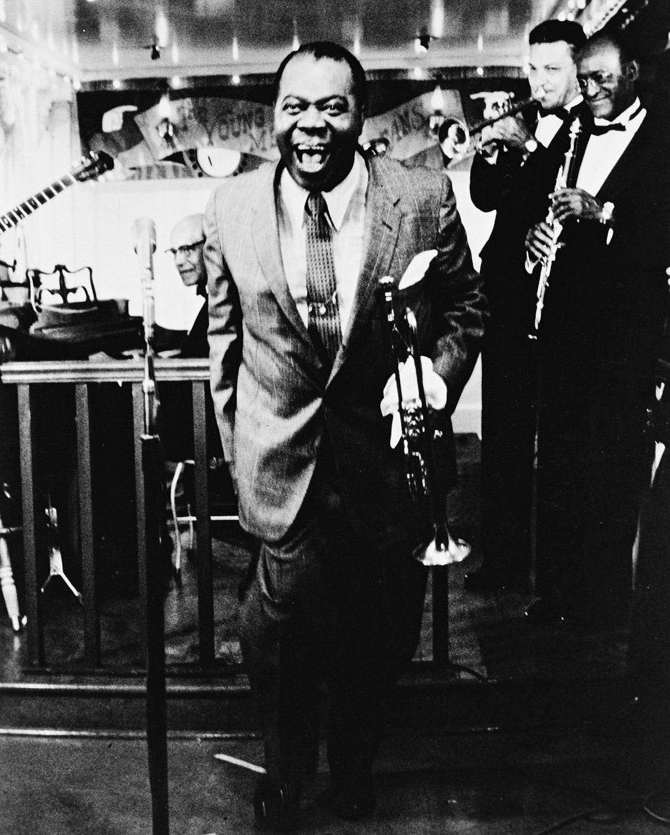 Louis Armstrong 24x36 Classic Hollywood Poster Great In Concert Pose ...