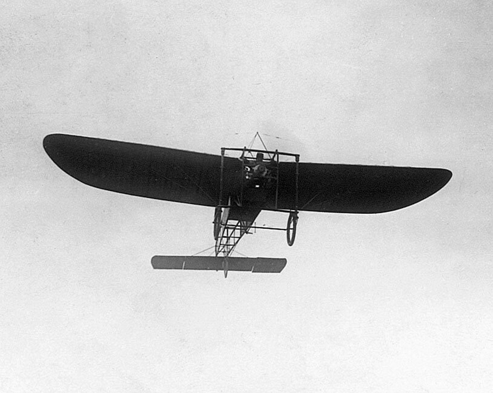 Louis Blériot Calais to Dover Monoplane Style - A - 20x30 Inch ...