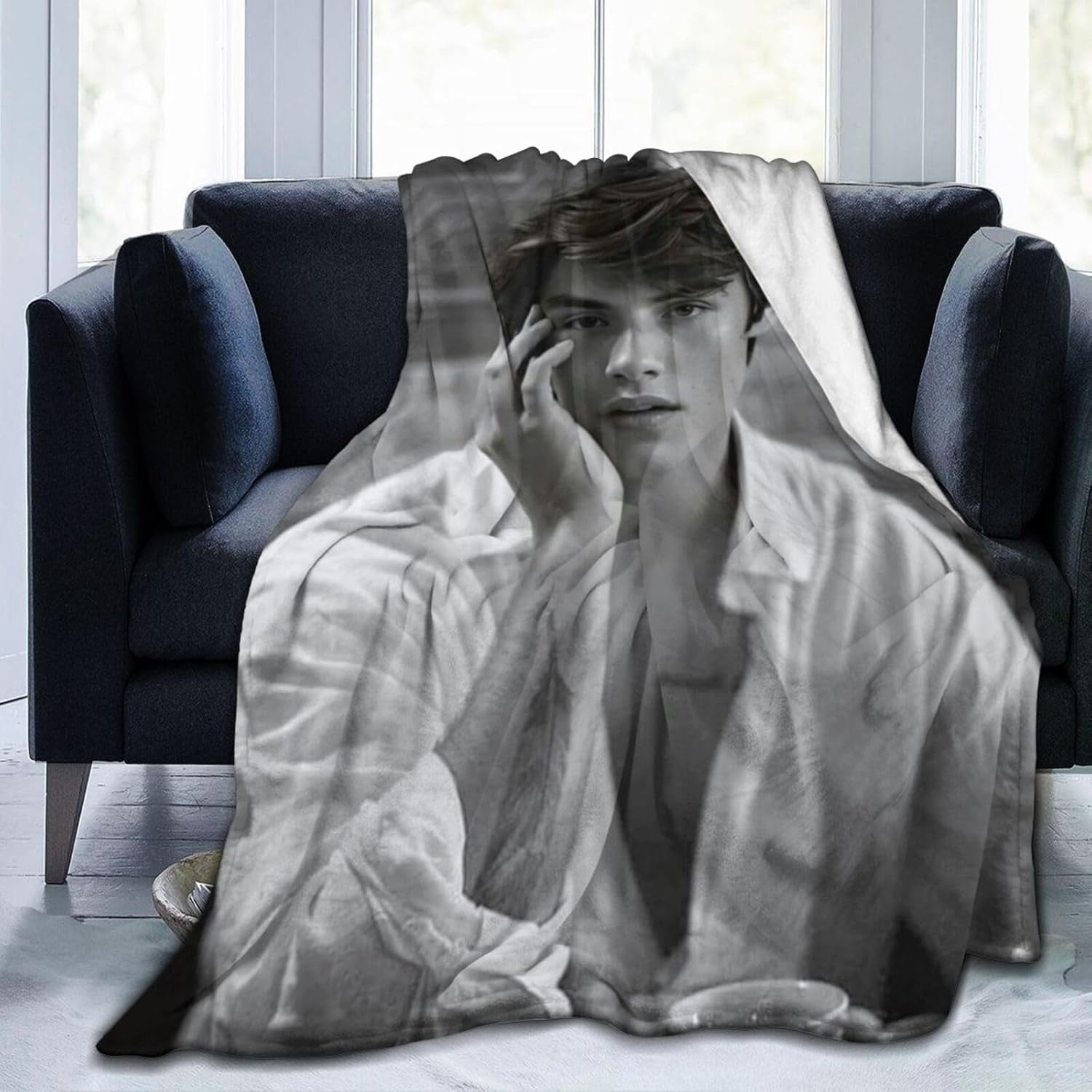 Louis Partridge Fleece Blanket for Couch - Throw Blanket Lightweight ...