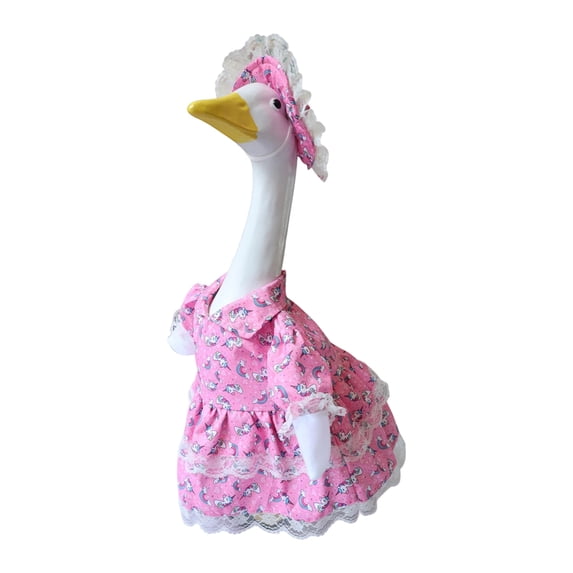 Lovely Country Styles Geese Costume With Flower Print Garden Geese ...