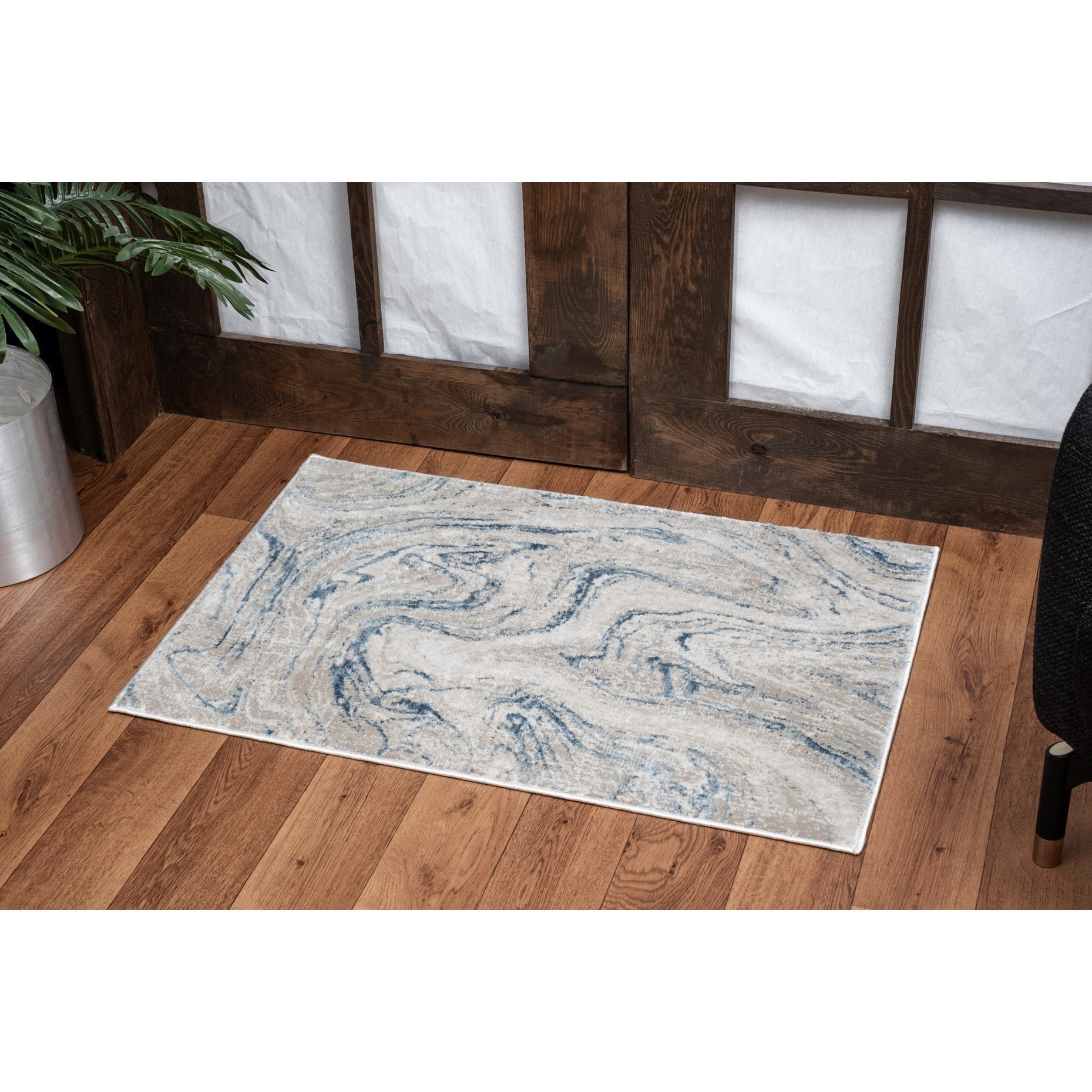 Low - Profile, Easy to Maintain - Good for Entryways and Furniture ...