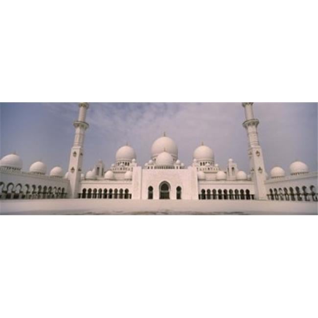 Low angle view of a mosque Sheikh Zayed Mosque Abu Dhabi United Arab ...