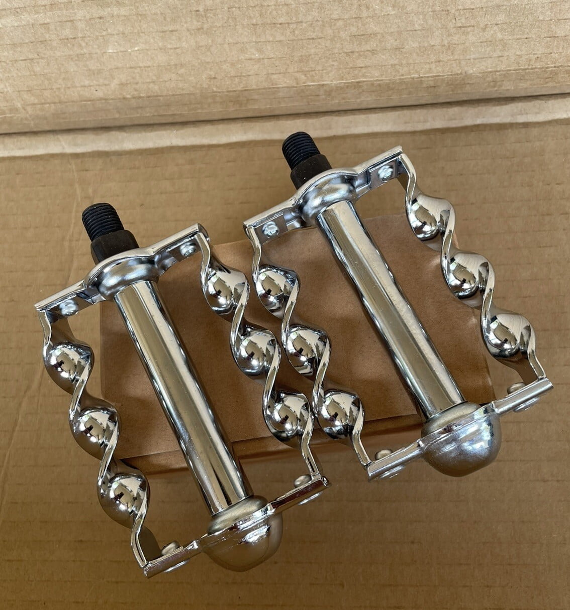 Lowrider Bike Flat Twisted Pedals for 1/2" Bicycle Crank in Chrome ...