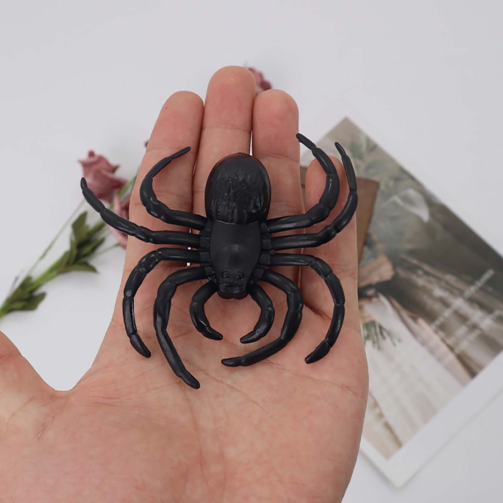 Loyerfyivos Realistic Plastic Spider Toys,Halloween Prank Props,Small ...