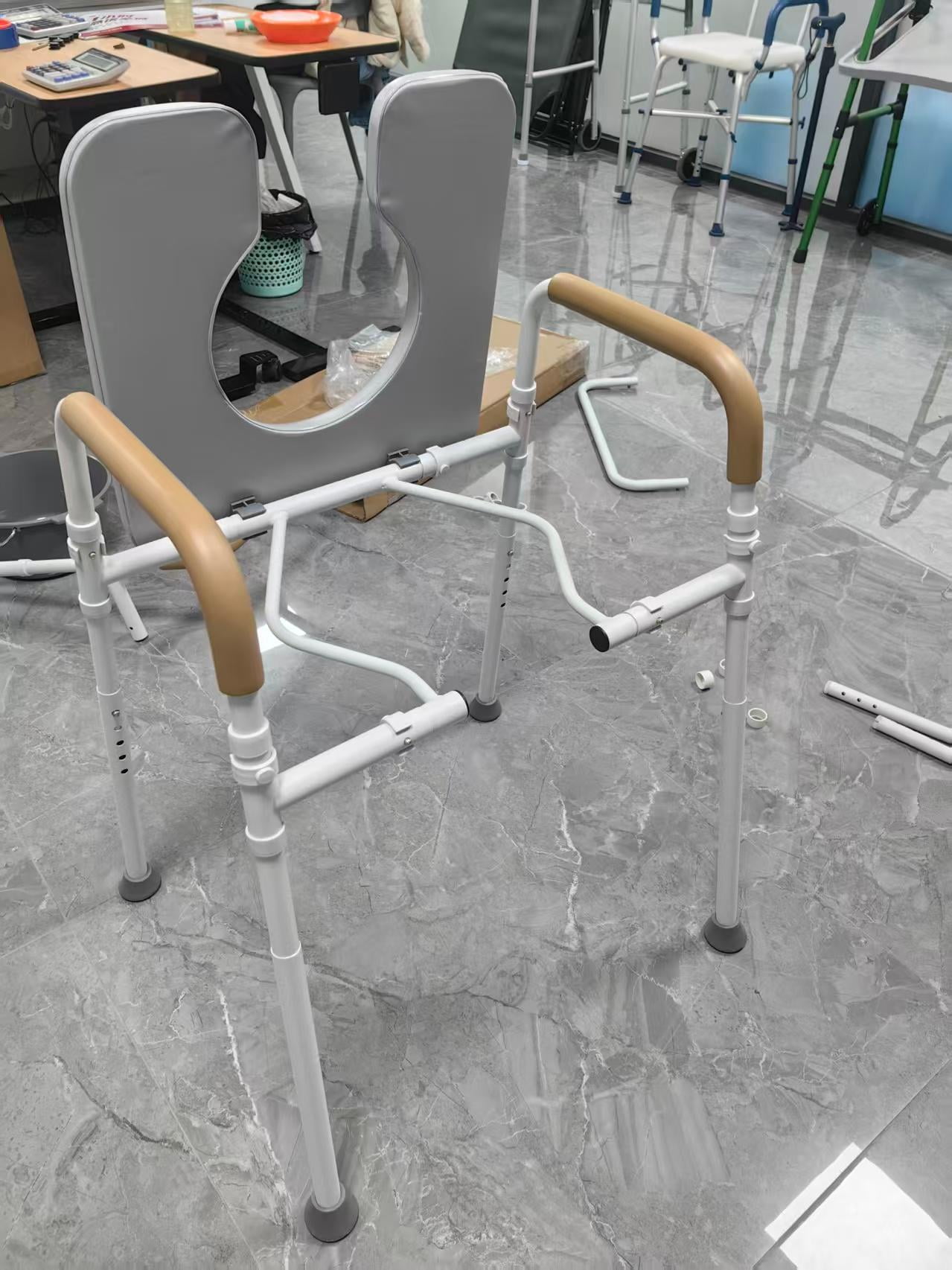 Loyoda 400lbs Adjustable Toilet Seat Risers for Seniors, Raised Toilet ...