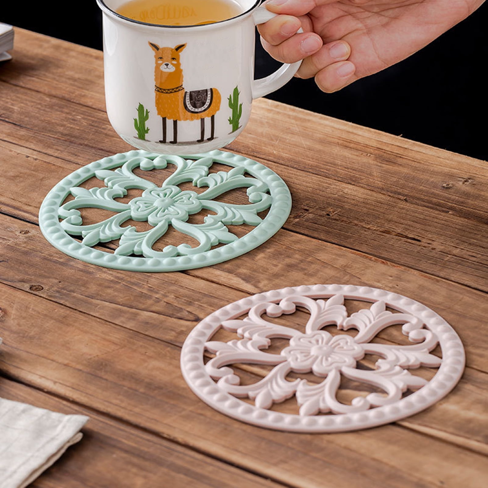 Ludlz Table Mat Round Shape Non-slip Hanging Design Hollow Flower Heat ...