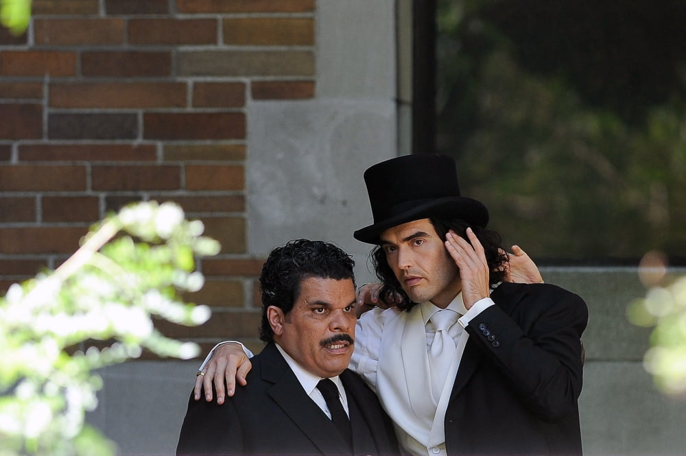 Luis Guzman Russell Brand Film A Scene At The 'Arthur' Movie Set At St ...
