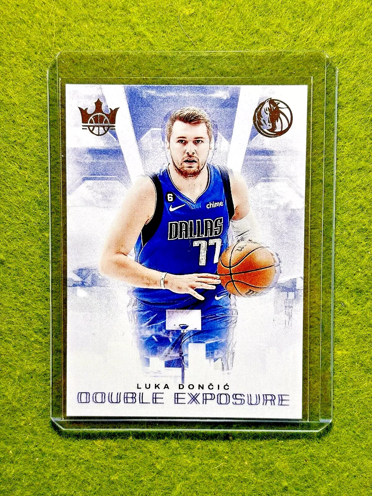 Luka Doncic GOLD FOIL COURT KINGS 2022 Card Jersey #77 Mavericks SP ...