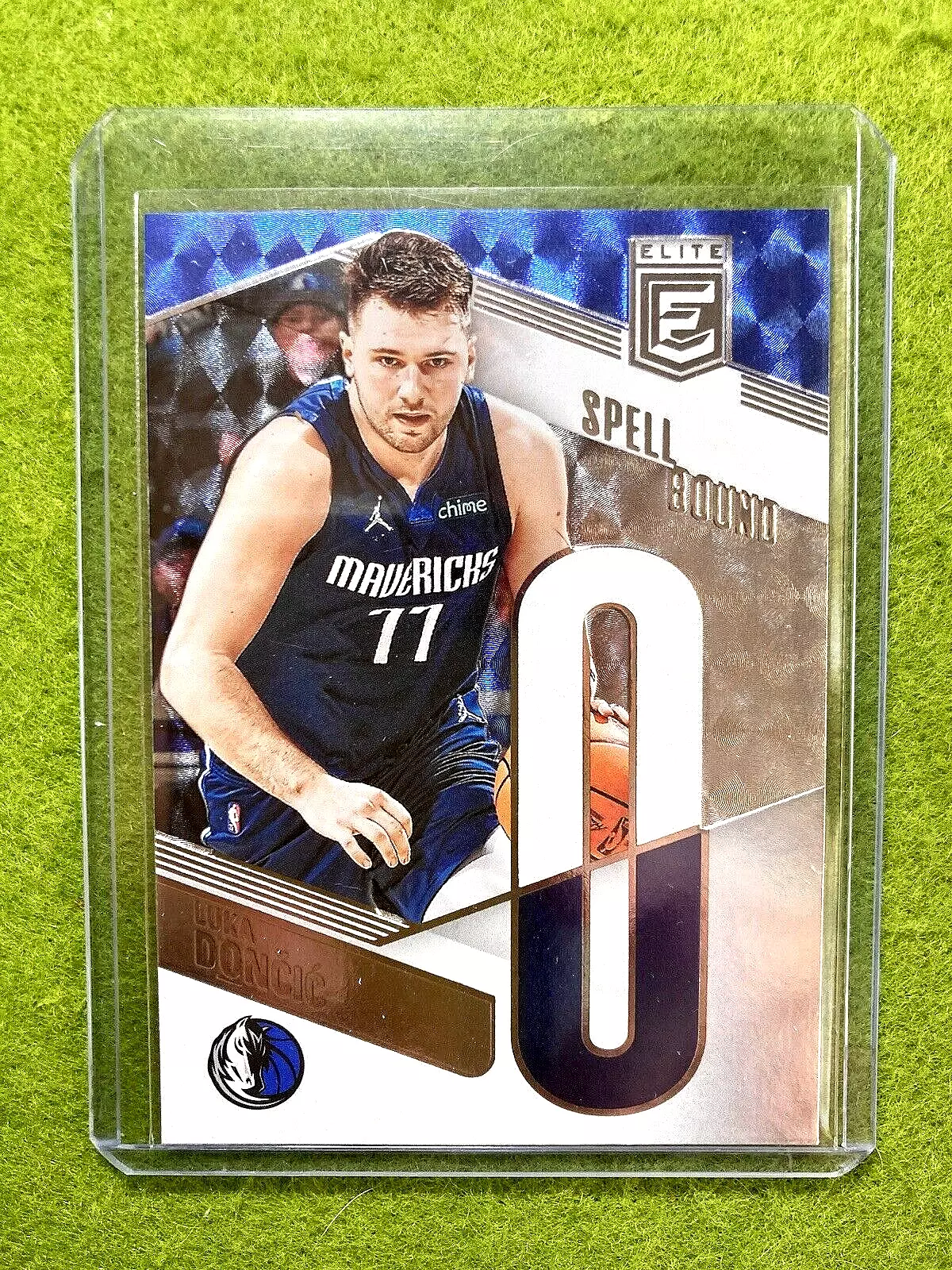 Luka Doncic SPELLBOUND O SILVER ELITE CARD MAVERICKS 2022-23 Elite MAKE ...