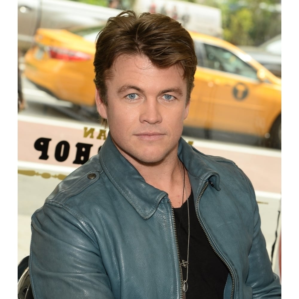 Luke Hemsworth At A Public Appearance For Luke Hemsworth Old Spice ...
