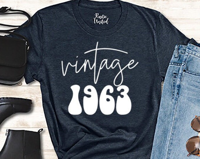 Lunari Born in 1963 Shirt, 62nd Birthday Shirt, 62nd Birthday Gift ...