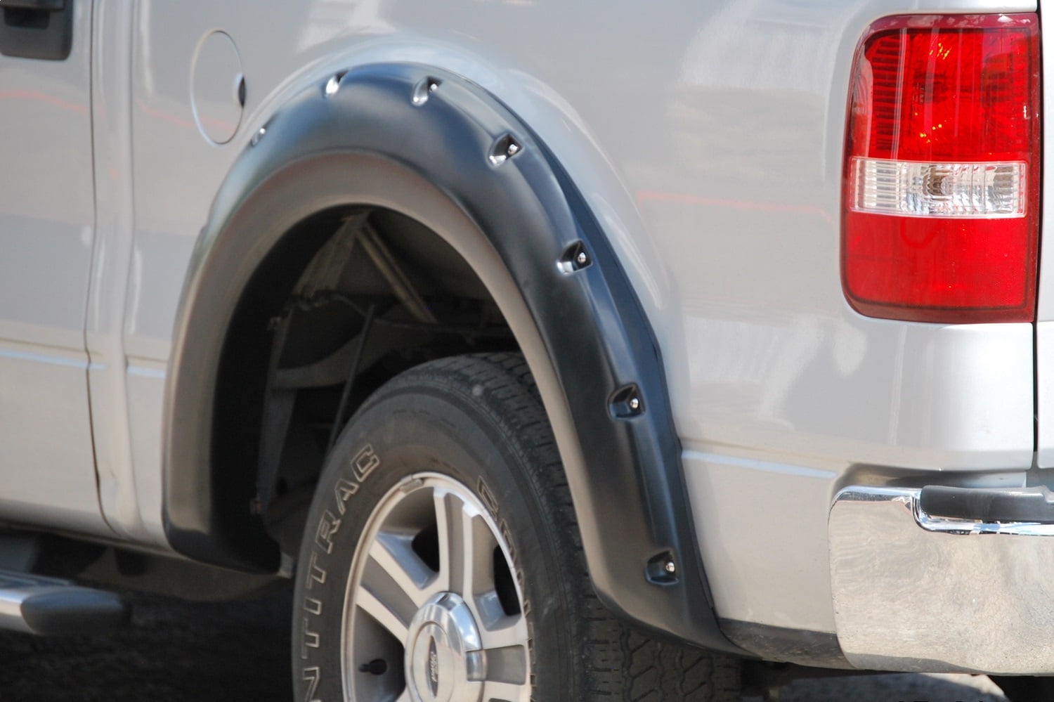 Lund By Realtruck RX133Sb Rivet Style Fender Flare Set Compatible with ...