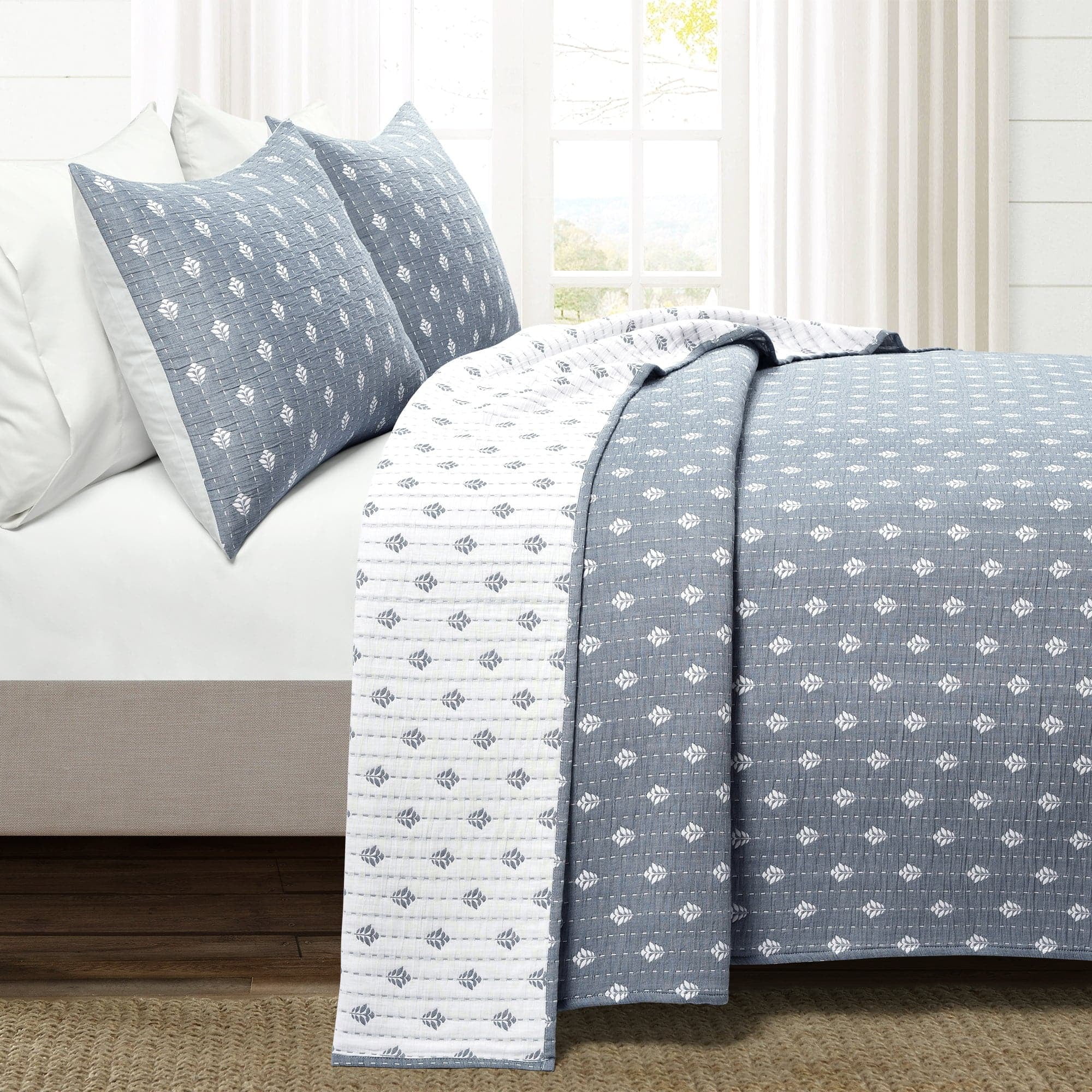 Lush Decor Hygge Kantha Pick Stitch Yarn Dyed Cotton Jacquard Quilt ...